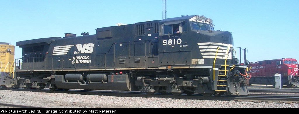 NS 9810